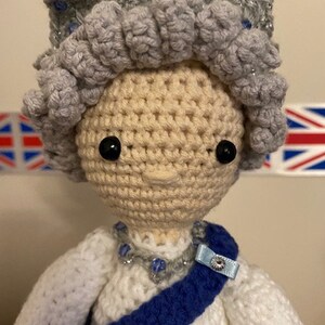 Queen Elizabeth II, Crochet Pattern, PDF Instant Download. - Etsy