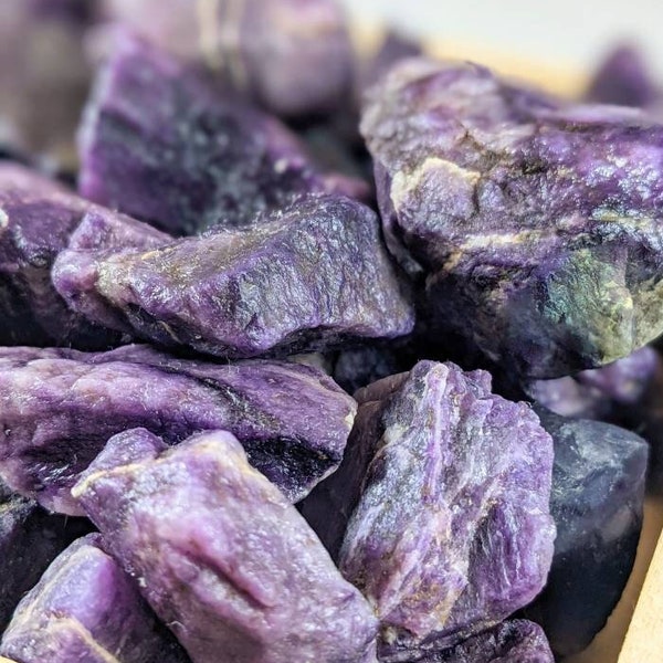 Sugilite - Etsy