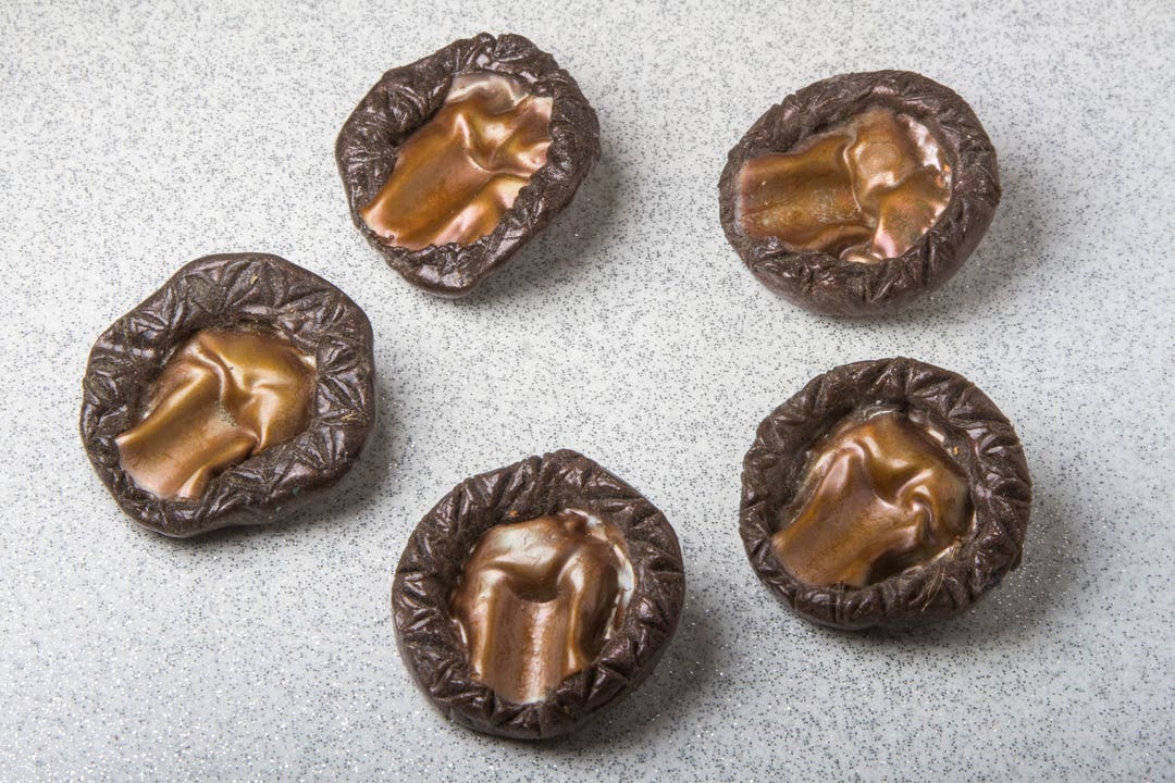 SET of 5 35mm Brown Caramel Molten Buttons, Engraved Resin Shank Fitted ...