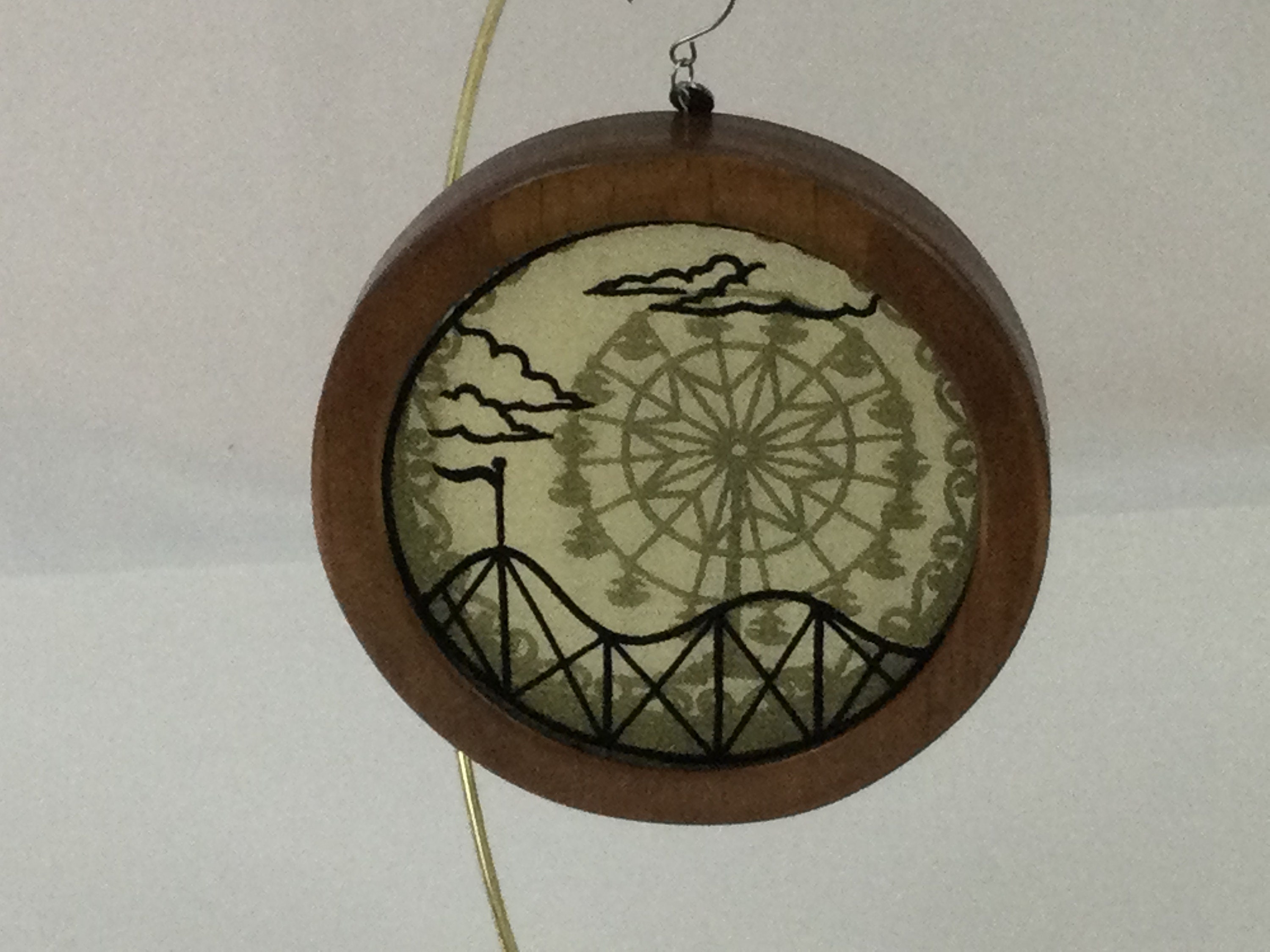 3-D Ferris Wheel Silhouette Christmas Ornament; 2021 Charm Included ...