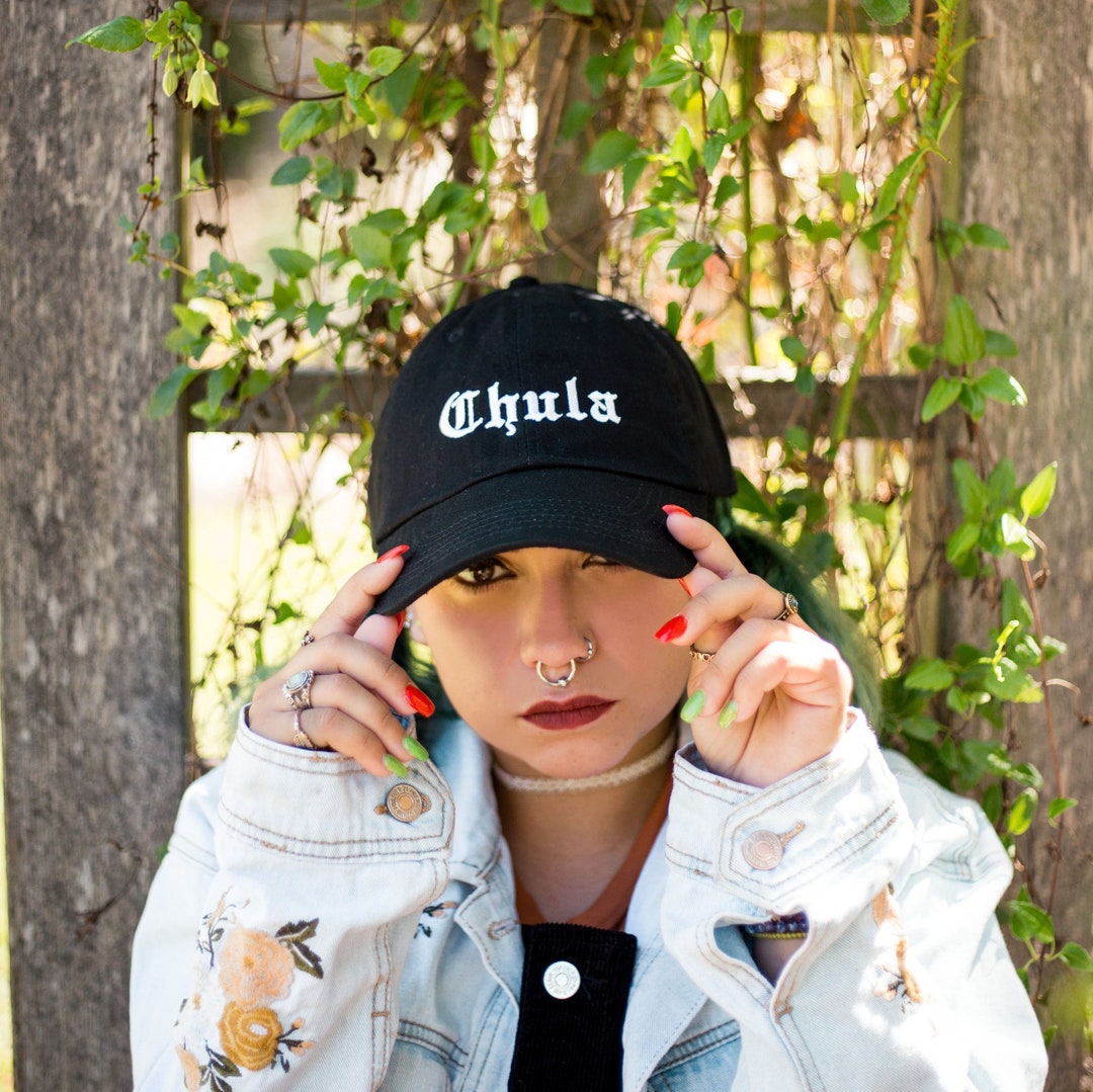 Chula Hat Old English Font - Etsy