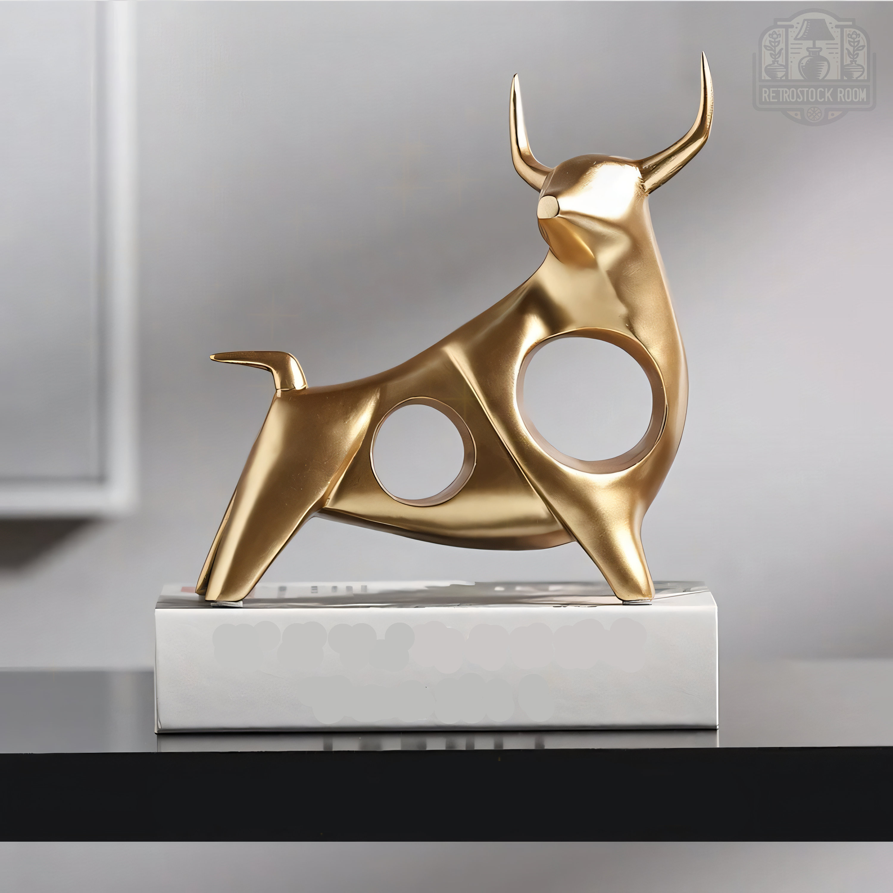Abstract Bull Statue Gold Figurine Bull Modern Home Decor Figurine ...