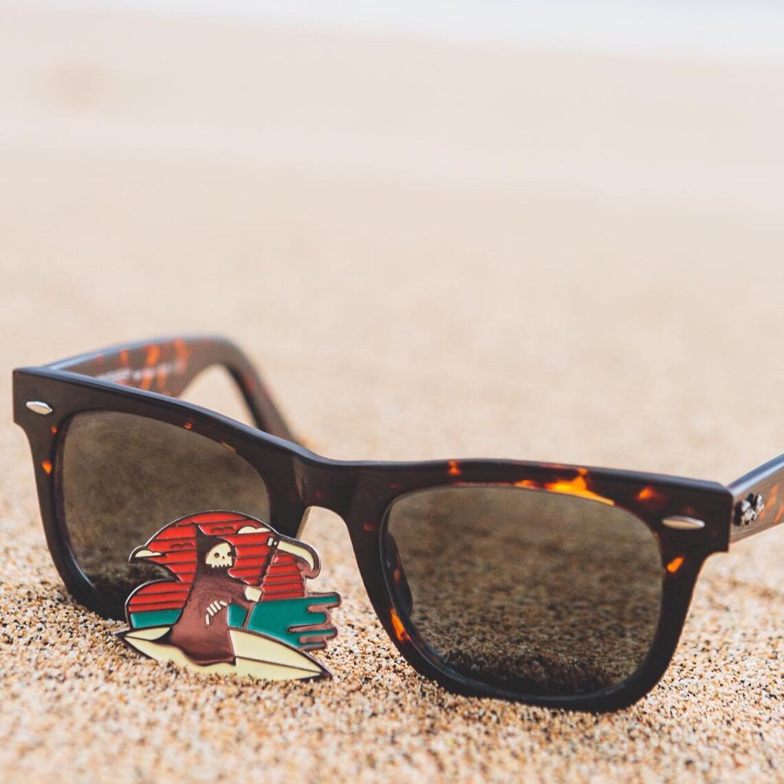 Life's a Beach Enamel Lapel Pin Badge // Summer Inspired - Etsy