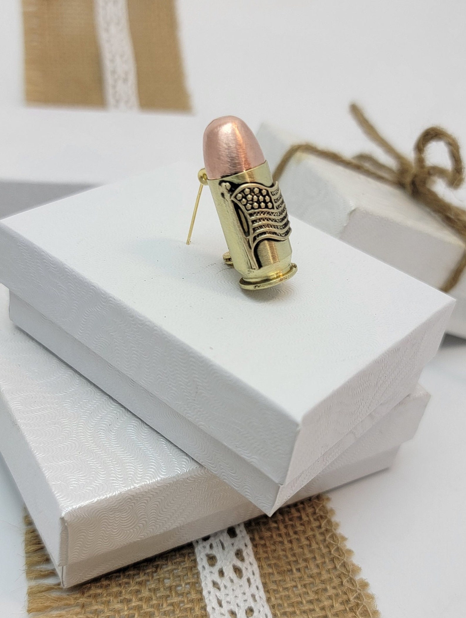 American Flag Bullet Boutonniere, Patriotic Lapel Pin Hat Pin, 2nd ...