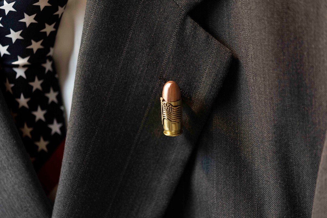 American Flag Bullet Boutonniere, Patriotic Lapel Pin Hat Pin, 2nd ...