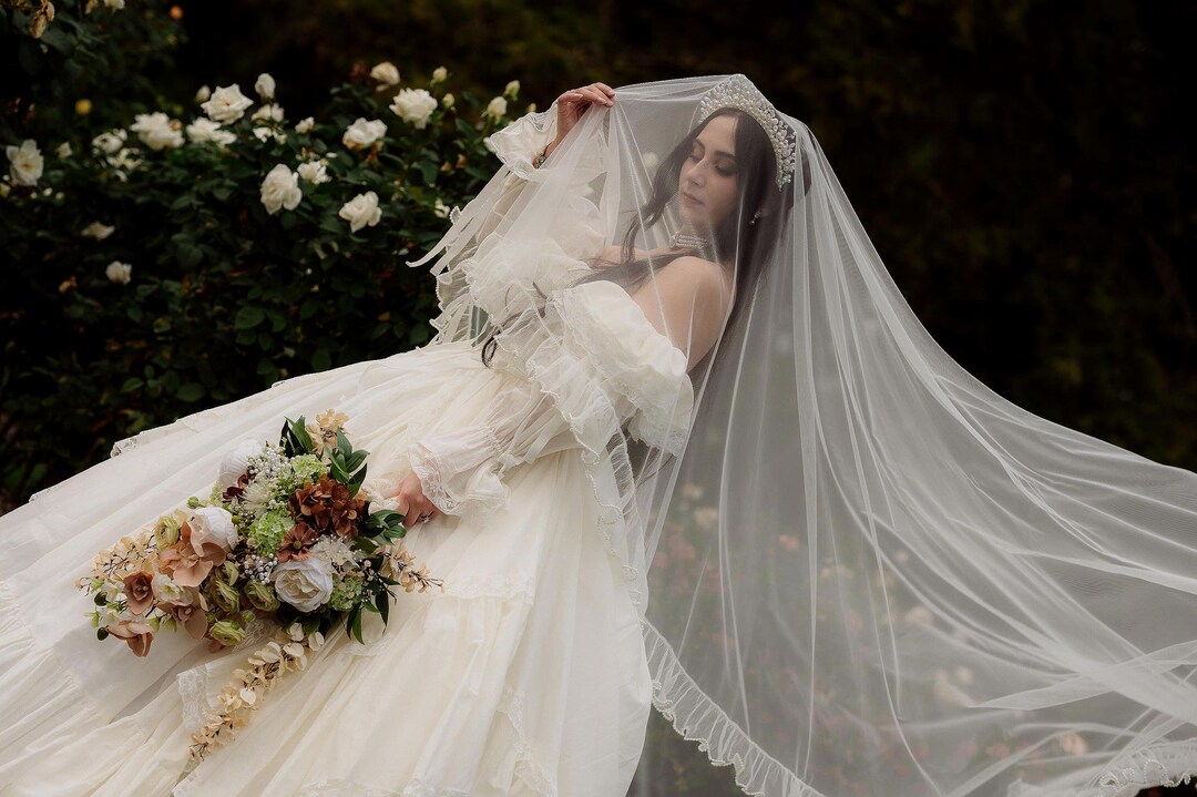 PEARLS ‘n RUFFLES | Micro-pearl Edge Ruffle Veil - Etsy