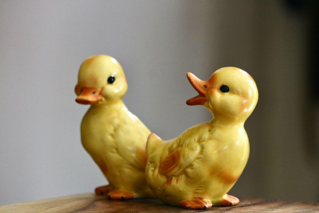 Vintage Lefton Duckling Figurines, Kitschy Spring Decor, 2 Cute Baby ...