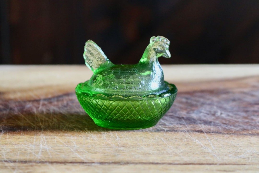 Small Vintage Green Glass Hen on Nest Dish, Salt Cellar, Small Trinket ...
