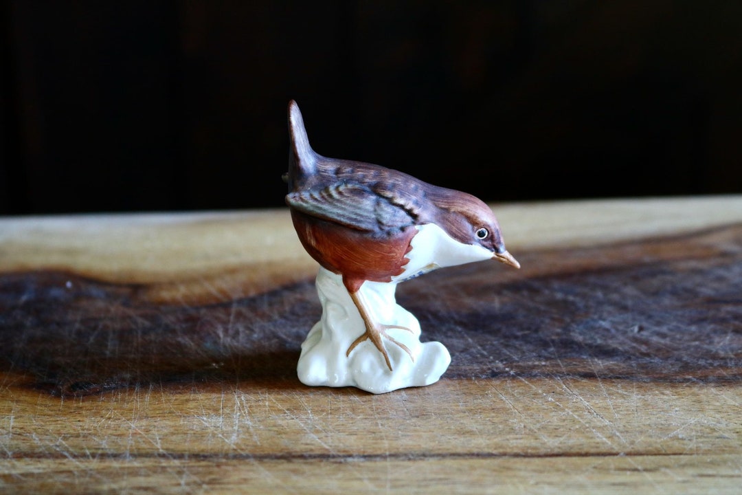 Little Vintage Goebel Bird Figurine, Cute Spring Decor, Small Curious ...
