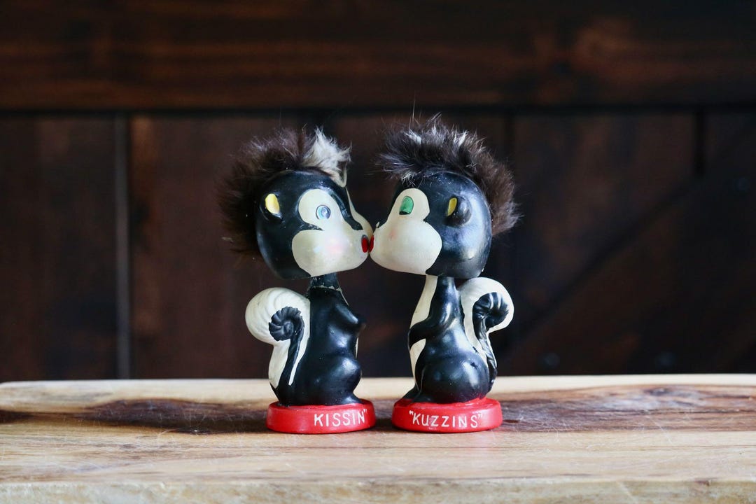 Vintage Kissing Bobblehead Skunk Figurines, Kitschy Summer Decor ...
