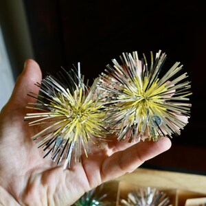 Silver Tinsel Atomic Starburst Ornaments With Multi-color Centers ...