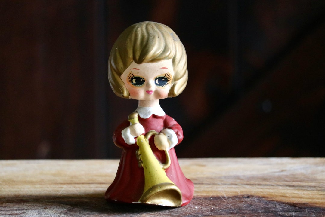 Vintage Bobblehead Figurine, Cute Big Eye Girl Nods and Rocks With a ...