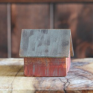 Vintage Wolf Creek Wooden Barn, Hand Made Folk Art Wood Building, Linda ...