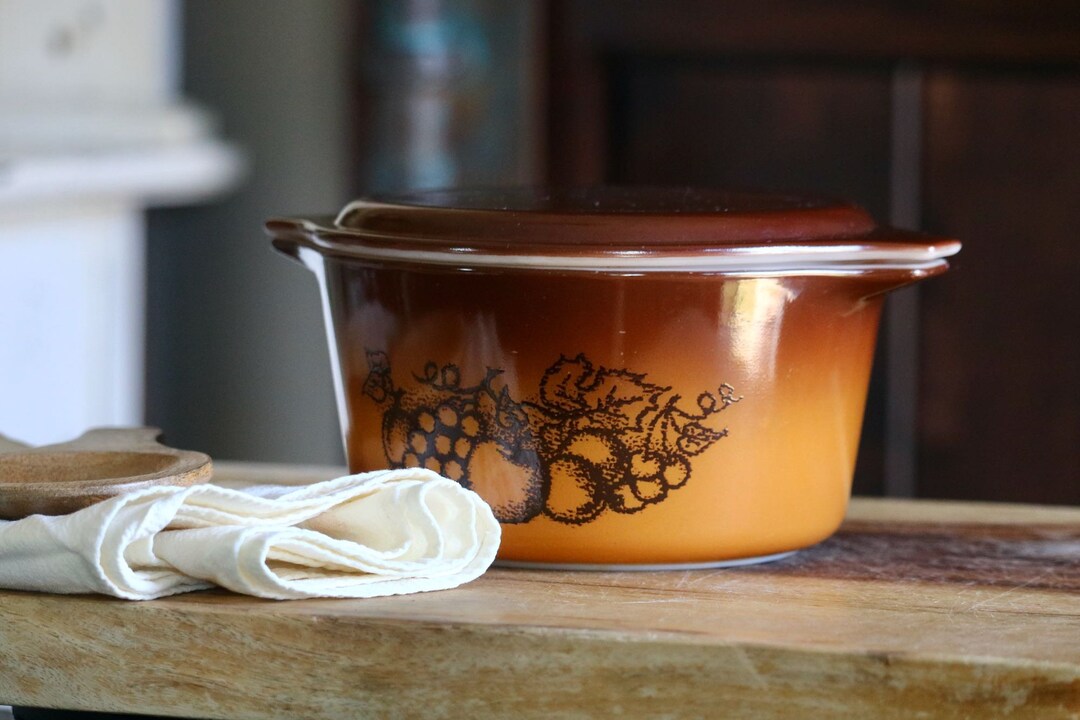 Vintage Pyrex Old Orchard Casserole Dish, Retro Kitchenalia, Brown ...