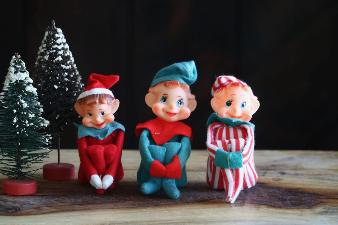 Knee Hugger Elf Figurine, Vintage Christmas Decor, CHOOSE Green Elf ...