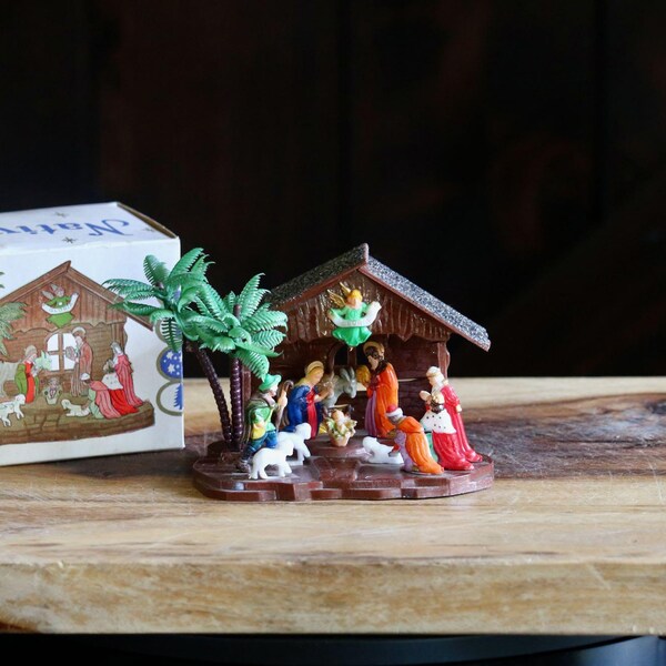 Plastic Nativity - Etsy