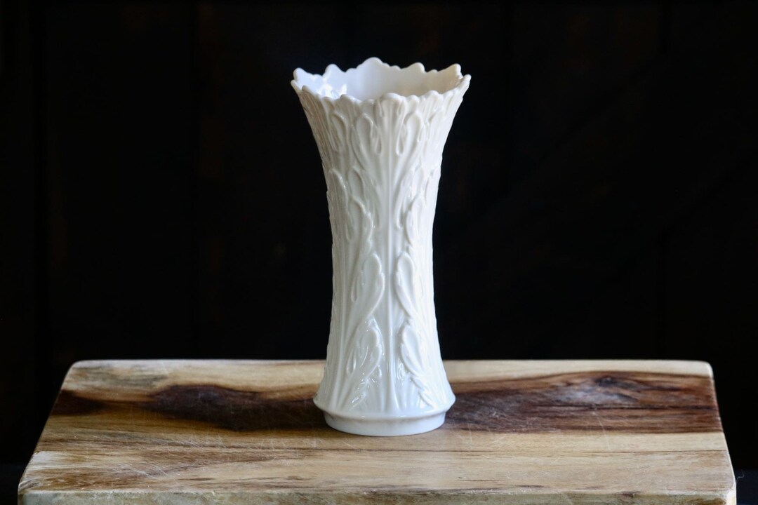 Vintage Lenox Woodland Vase, Retro Cottagecore Decor, Pretty Creamy ...