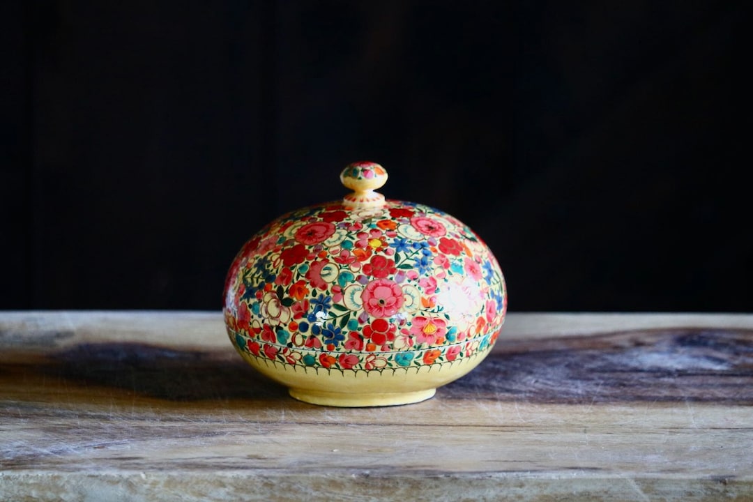 Vintage Kashmiri Papier Mache Lacquer Box, Bougie Dresser Decor, Folk ...