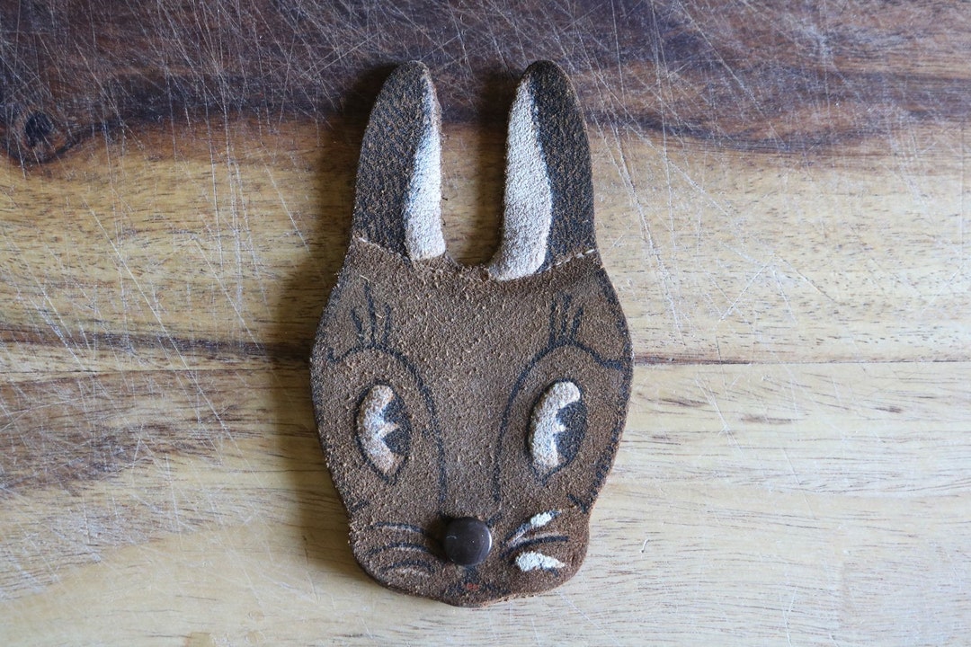 Vintage Rabbit Coin Purse, Rustic Leather Bunny Change Pouch, Collector ...