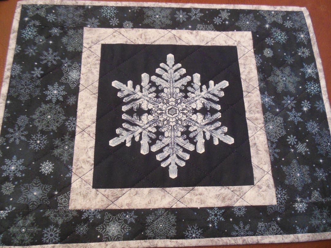 Quilted Snowflake Placemats. Set of 4. - Etsy