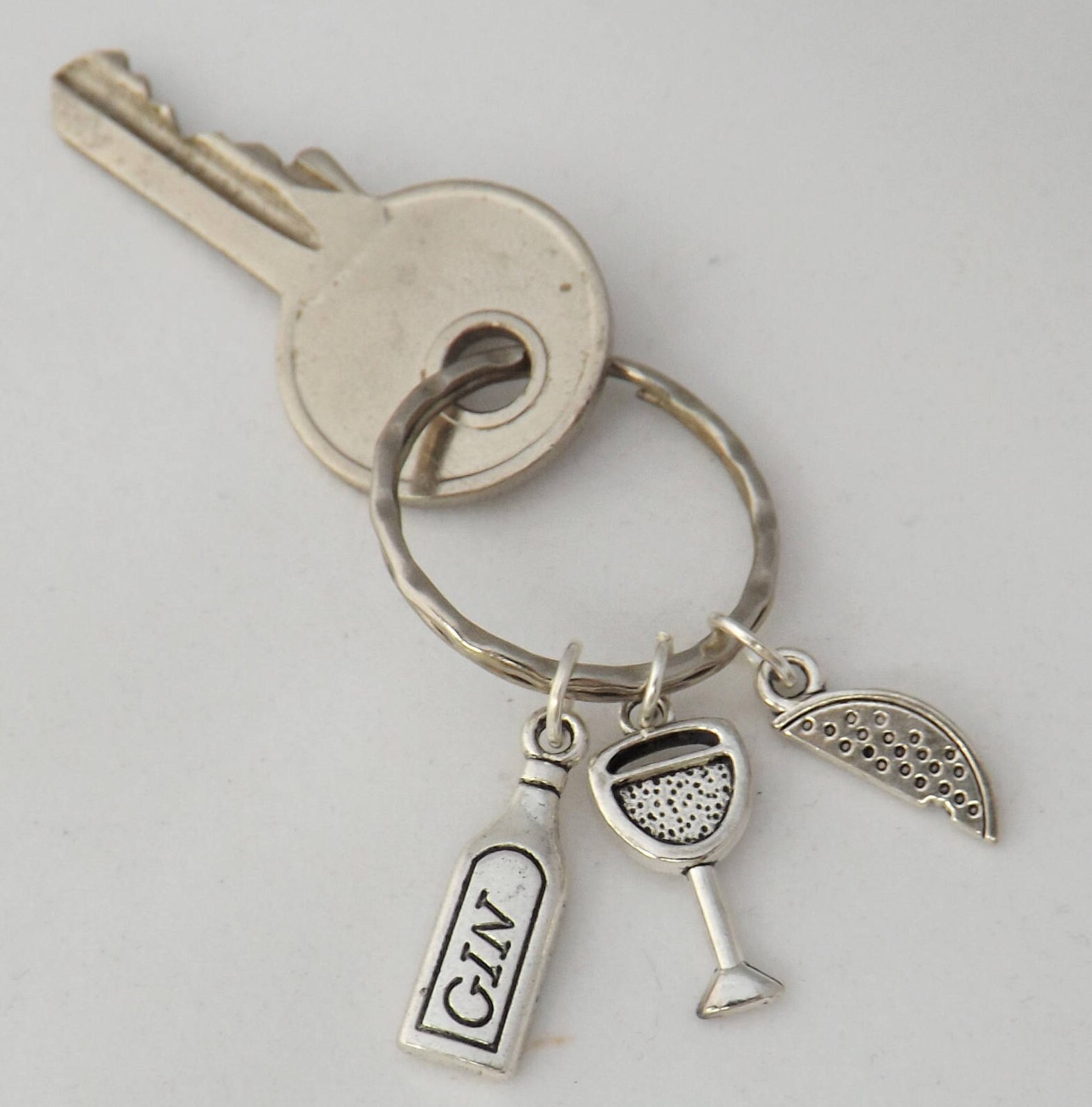 Gin Bottle Lemon and Glass Keyring Novelty Alcohol Keyring - Etsy Denmark