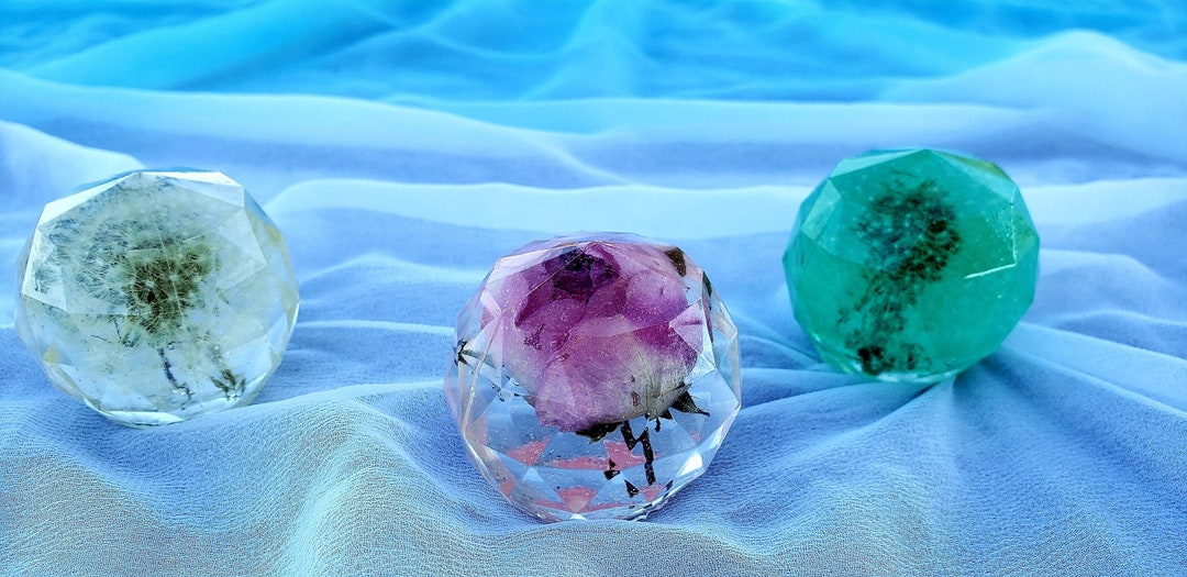 Red Pink Rose Resin Paperweight! A Thoughtful Gift for a Loved One ...