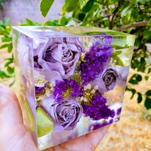 Wedding Flowers Preservation Resin Cube Paperweights .funeral Memorial ...