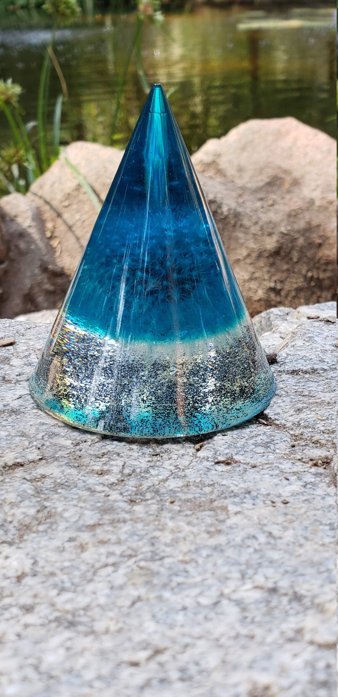 Custom Pet Loss Grief. Memorial Resin Pyramid Paperweight - Etsy