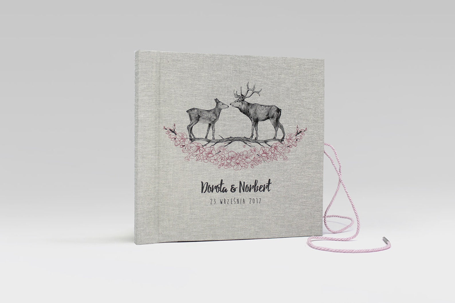 DEER album a personalized photo album starring a deer and a - Etsy.de