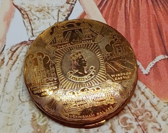 Queen Elizabeth Compact - Etsy