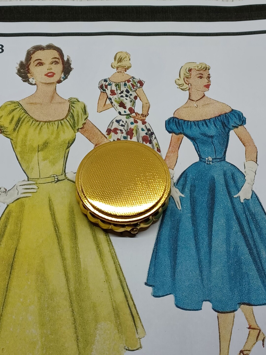 Kigu Pill Box in Gold Tone With Engine Turned Textured Design - Etsy