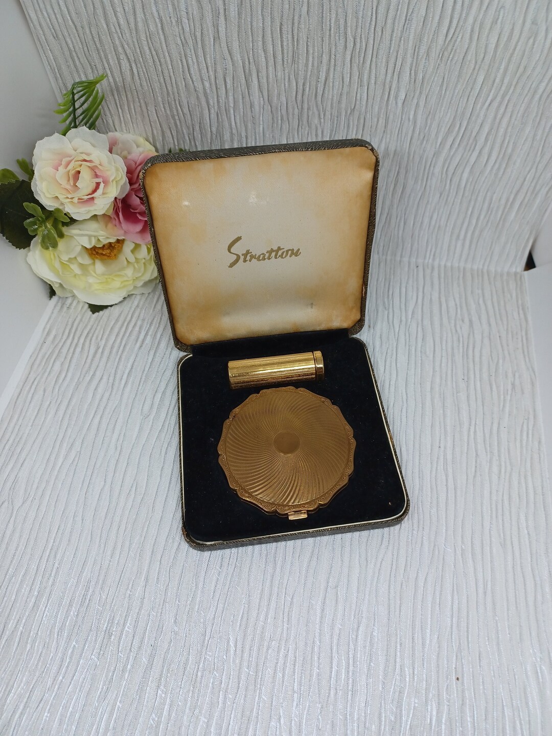 Stratton Princess Compact and Lipstick Boxed Set in Engine Turned Gold ...
