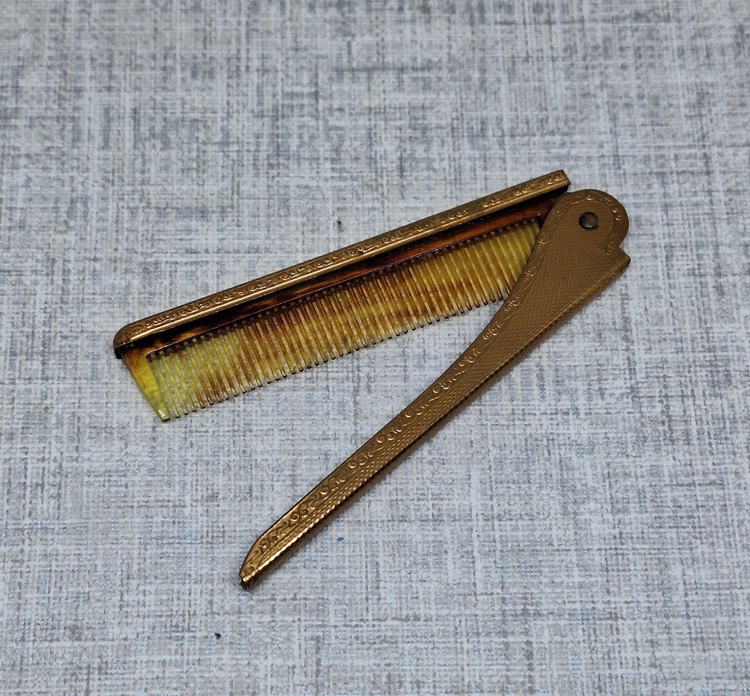 Vintage Folding Comb ~ Gold Tone Engine Turned Case ~ Fold Away Comb ...