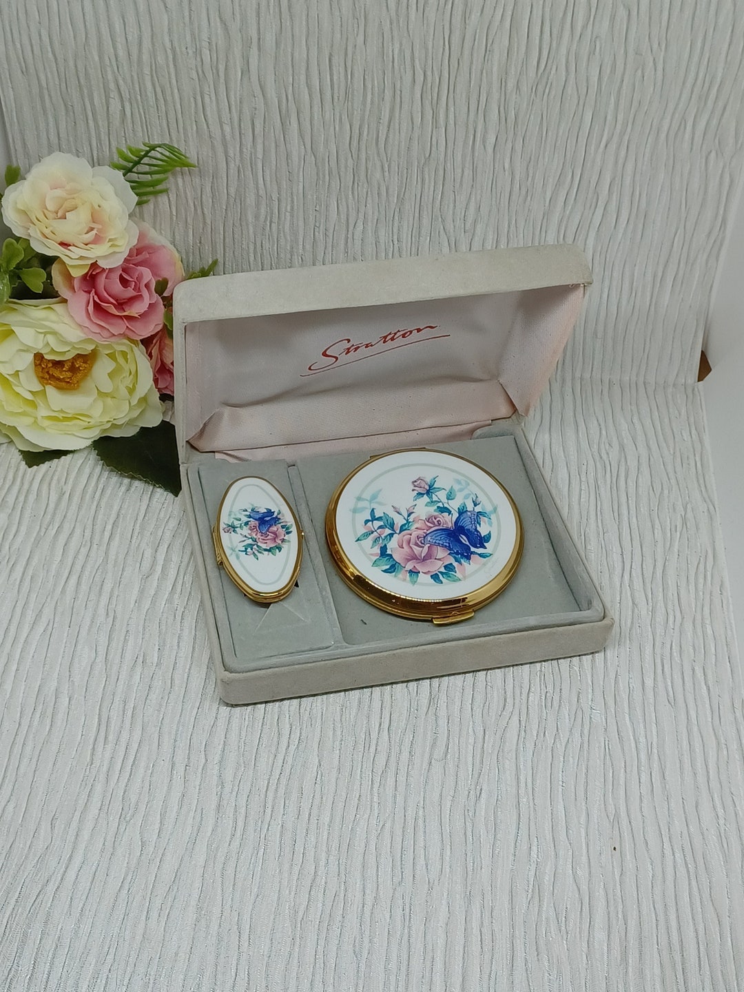 Stratton Mini Convertible Powder Compact and Lipview Mirror Boxed Set ...