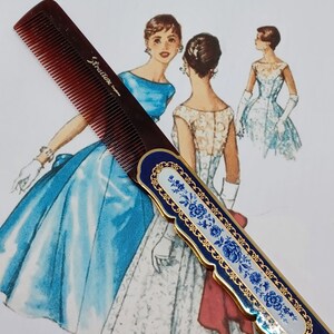 Stratton Folding Comb Blue & White Enamel With Blue Flowers in a Gold ...