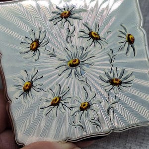 Stratton Compact Set With Comb & Pill Box ~ White Guilloche With ...