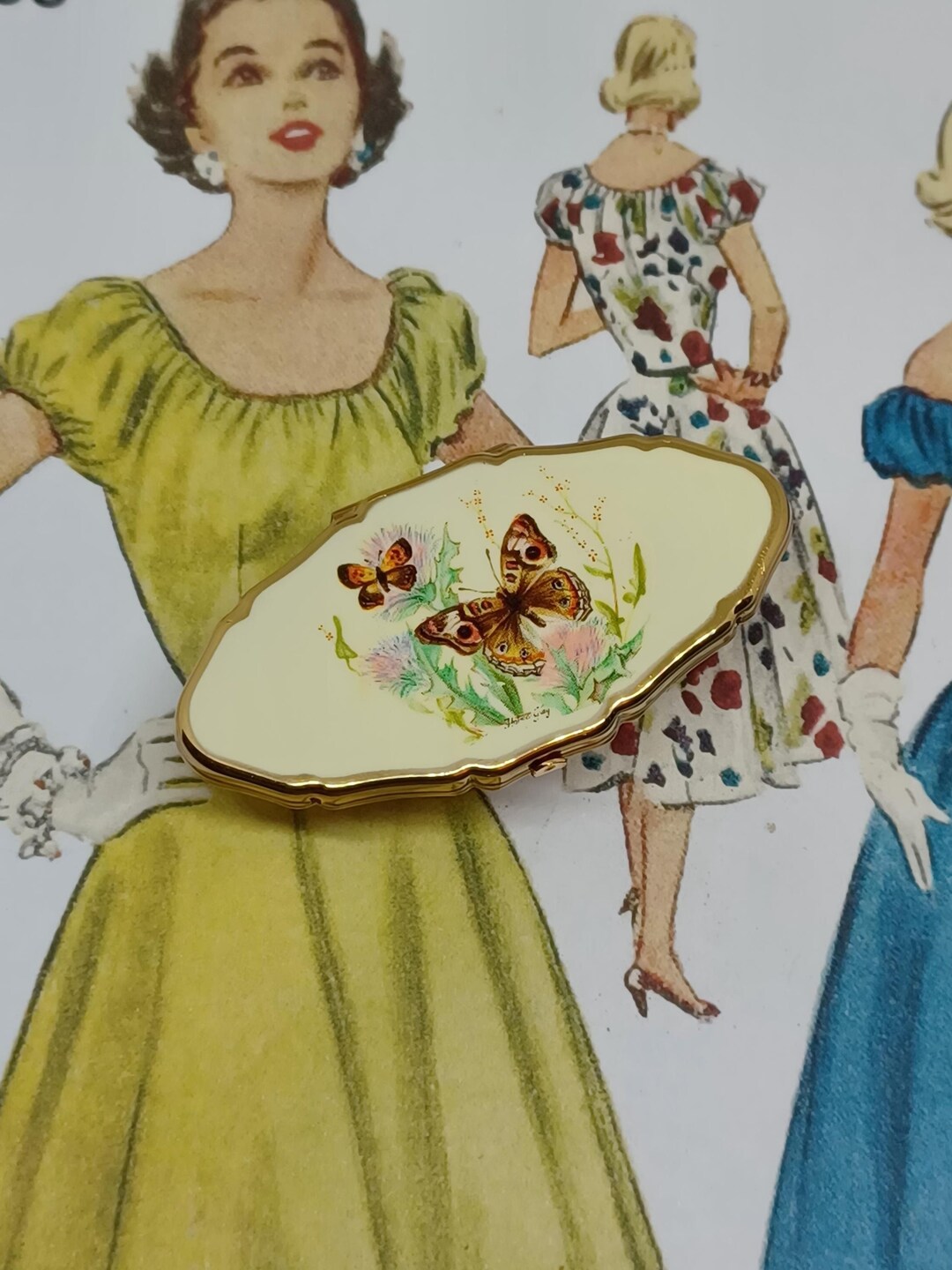 RESERVED ~~ Stratton Lipview Lipstick Clip & Mirror in Yellow With Two ...