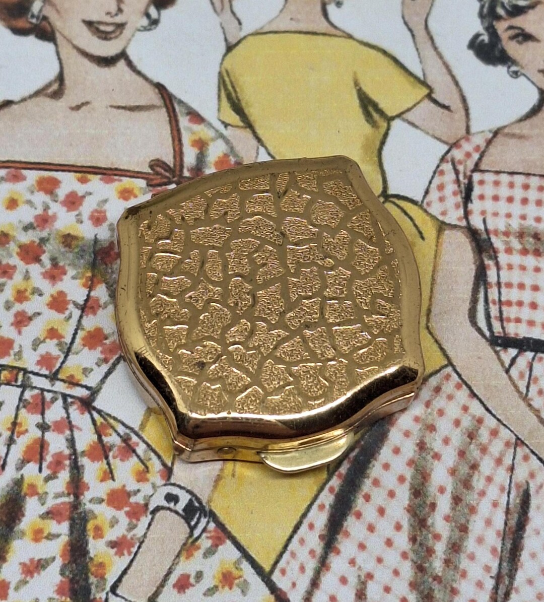 Stratton Pill Box in Gold Tone With Acrackle Design to the Lid ...