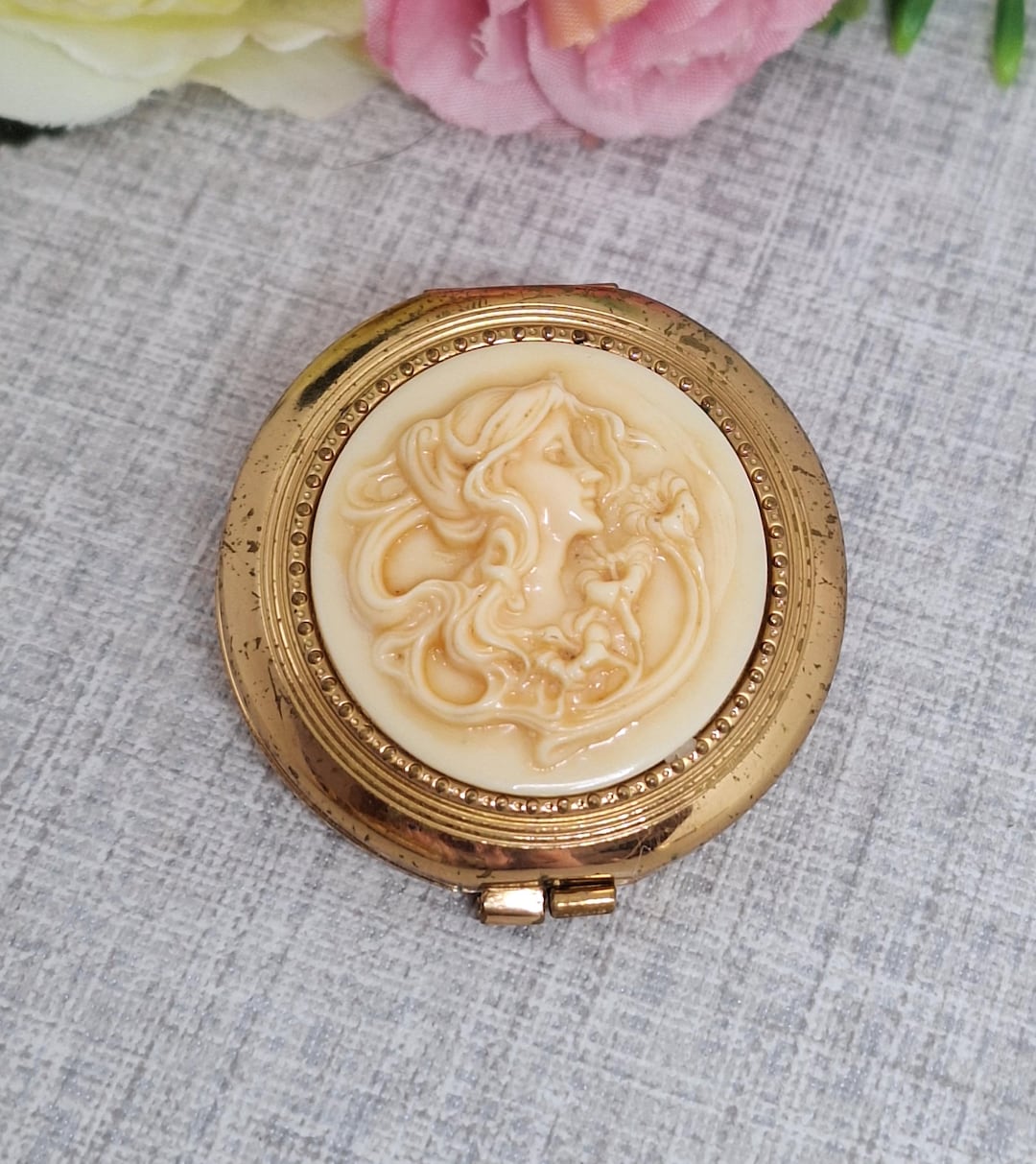 Revlon 'love Pat' Mini Powder Compact With an Art Nouveau Style Cameo ...