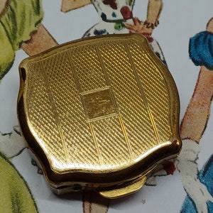 Stratton Pill Box Gold Tone Engine Turned Design Vintage Mini Box Mid ...