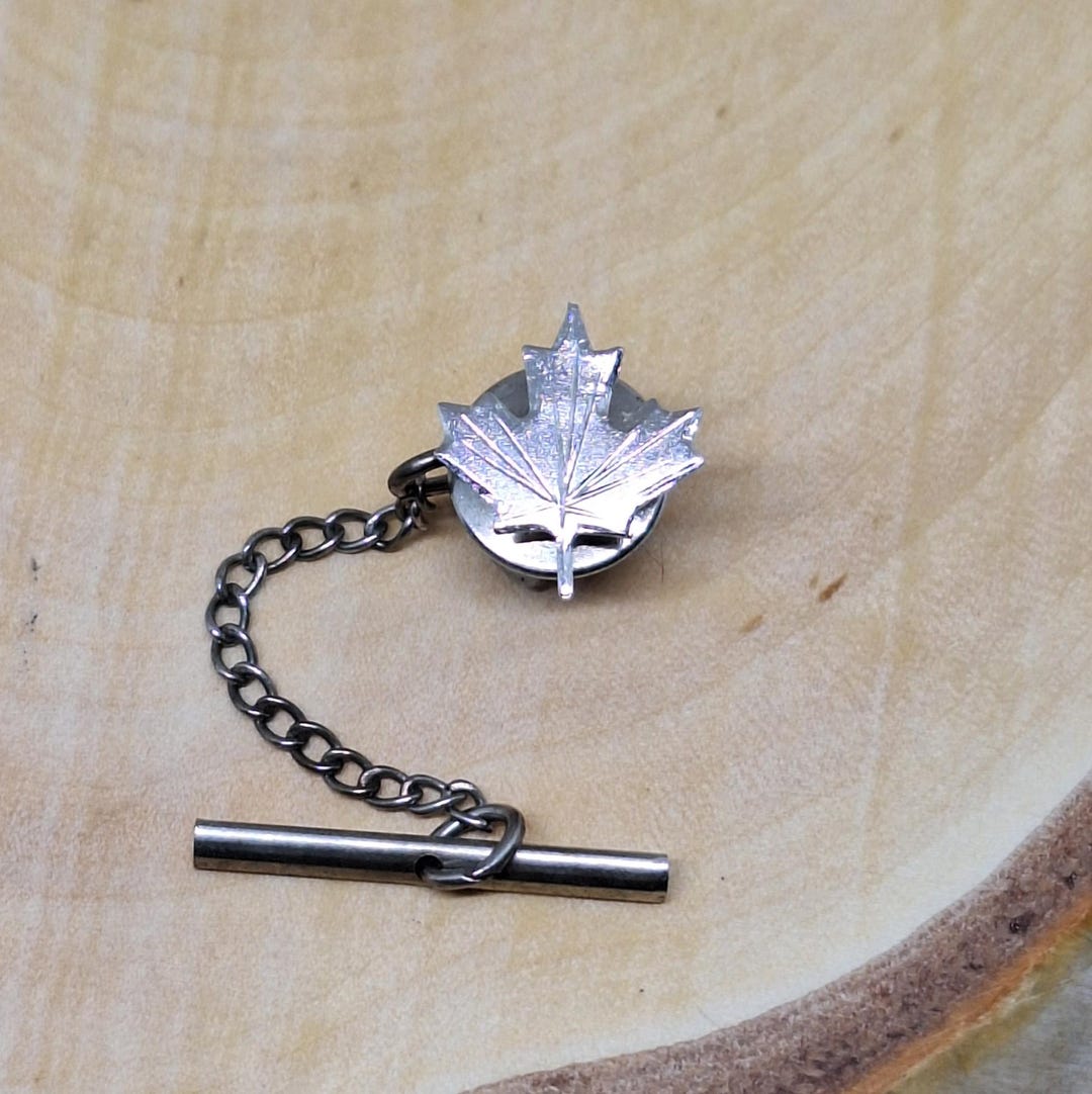 Tie Tack in Silver Tone With a Maple Leaf ~ Vintage Mens Jewellery (A3 ...