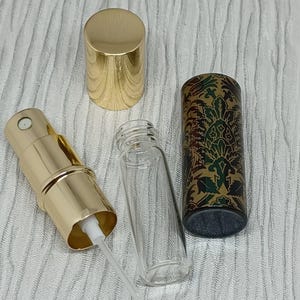 Vintage Stratton Perfume Atomiser in Gold Tone With a Green & Brown ...