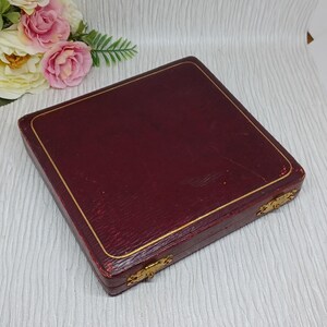 Antique Empty Make-up Brush Box in Red Display Box Vintage Manicure Box ...