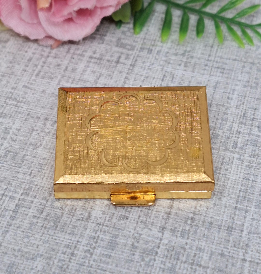 Vintage Gold Tone Pill Box With Engraved Circle - Etsy