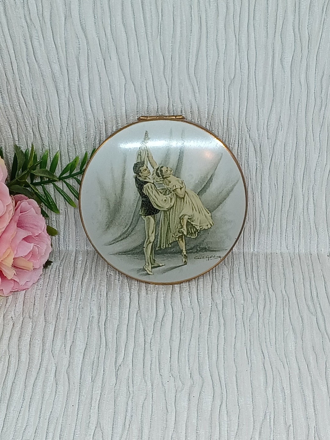 Stratton Powder Compact Featuring Ballet Dancers in the Ballet of Les ...