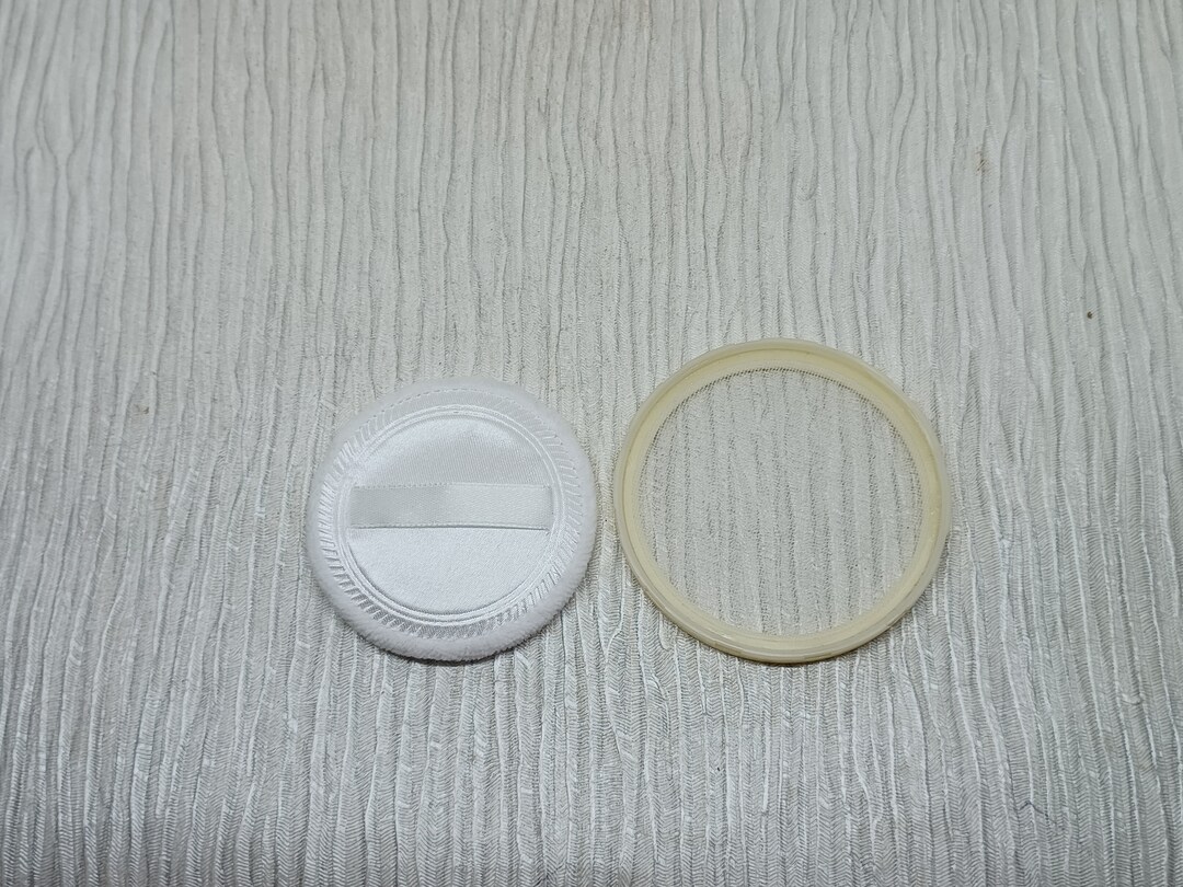 Vintage Puff and Plastic Rim Sifter for Powder Compact Well 6.8cm ...