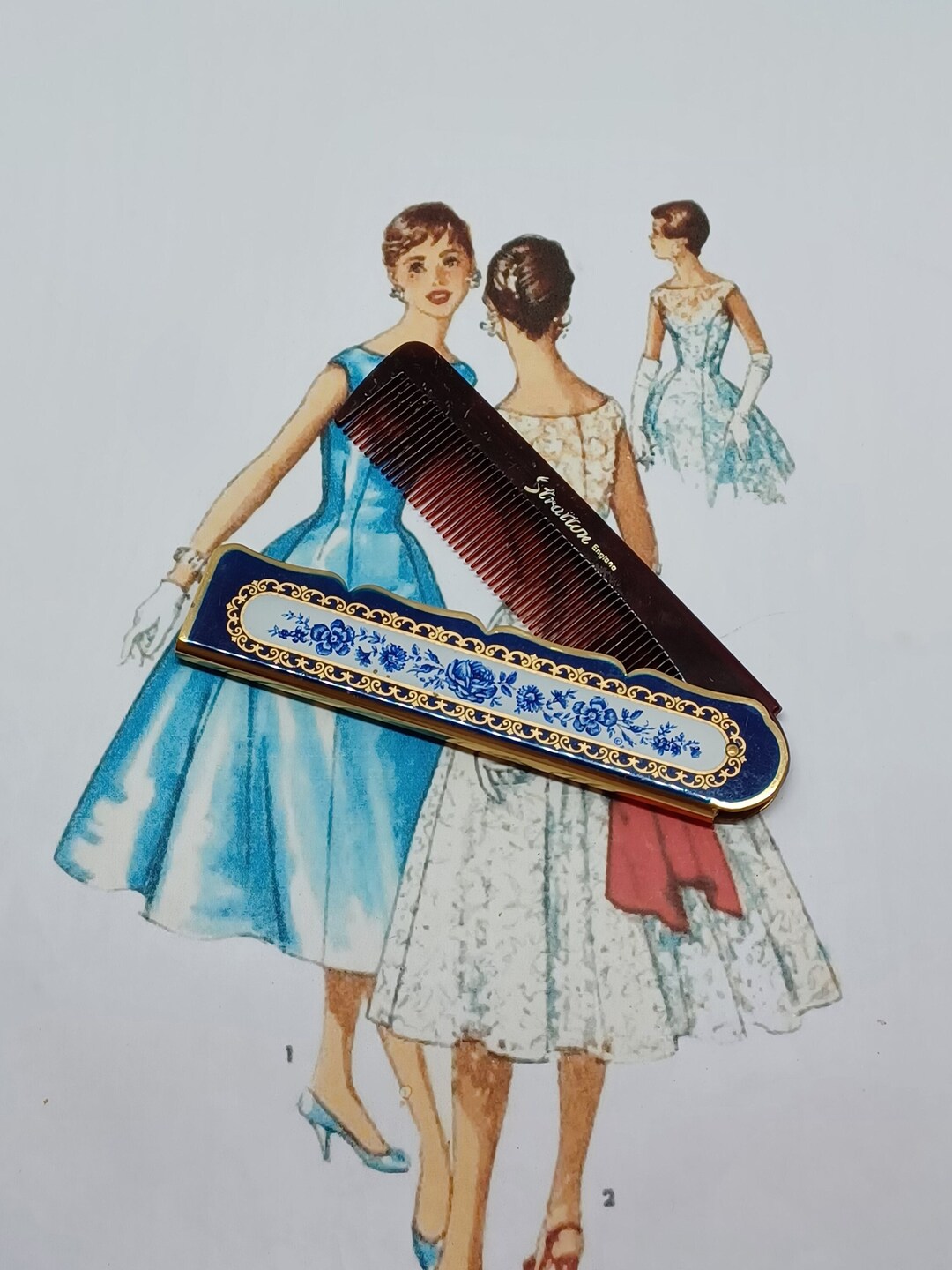 Stratton Folding Comb Blue & White Enamel With Blue Flowers in a Gold ...