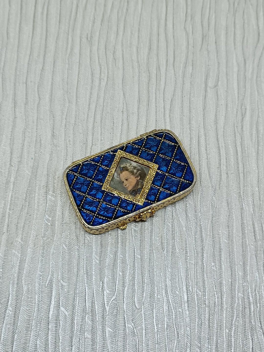 Vintage Estee Lauder Solid Perfume Compact ~ Marie Antoinette on ...