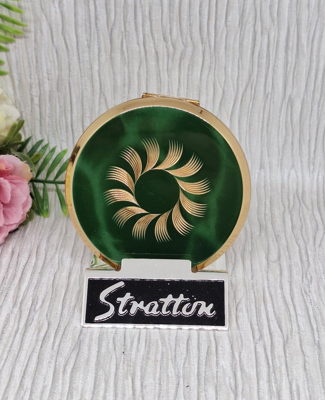 Stratton Mini Convertible Powder Compact in Green Marbled Enamel With ...