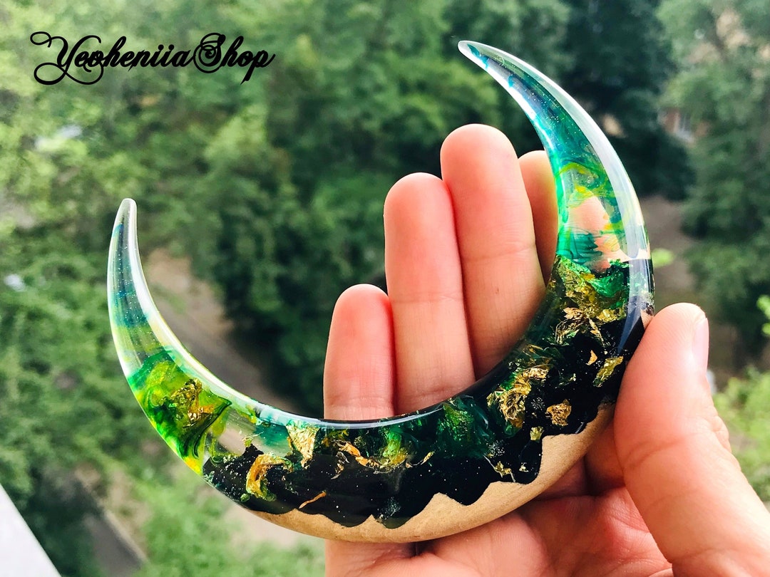 Green Crescent Hair Stick: Oak Wood, Resin & Gold Foil Moon Barrette - Etsy